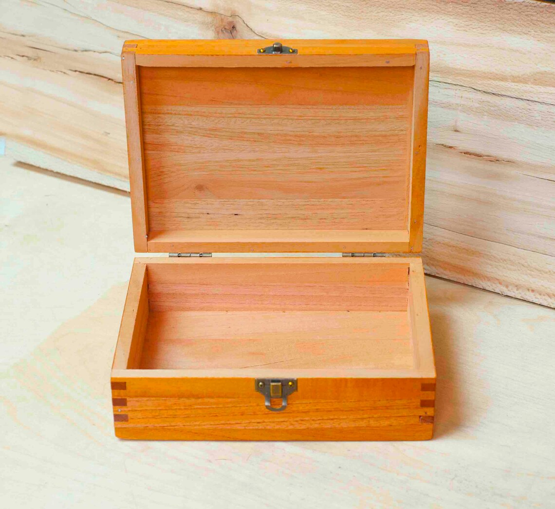 Small Cedar Box Small Wooden Box Stash Box Jewelry Box - Etsy