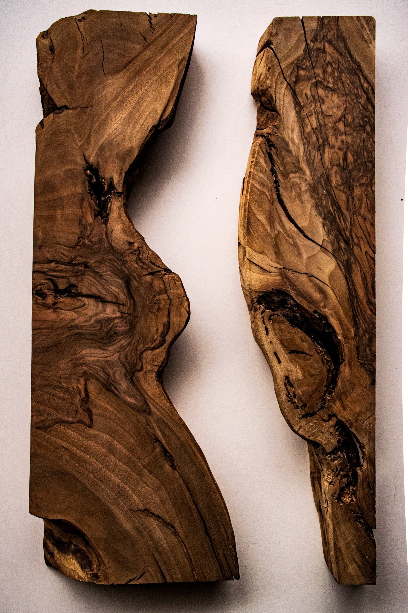 Walnut Tree Slice, Walnut Tree Wood Slabs, Live Edge, Unique Walnut ...