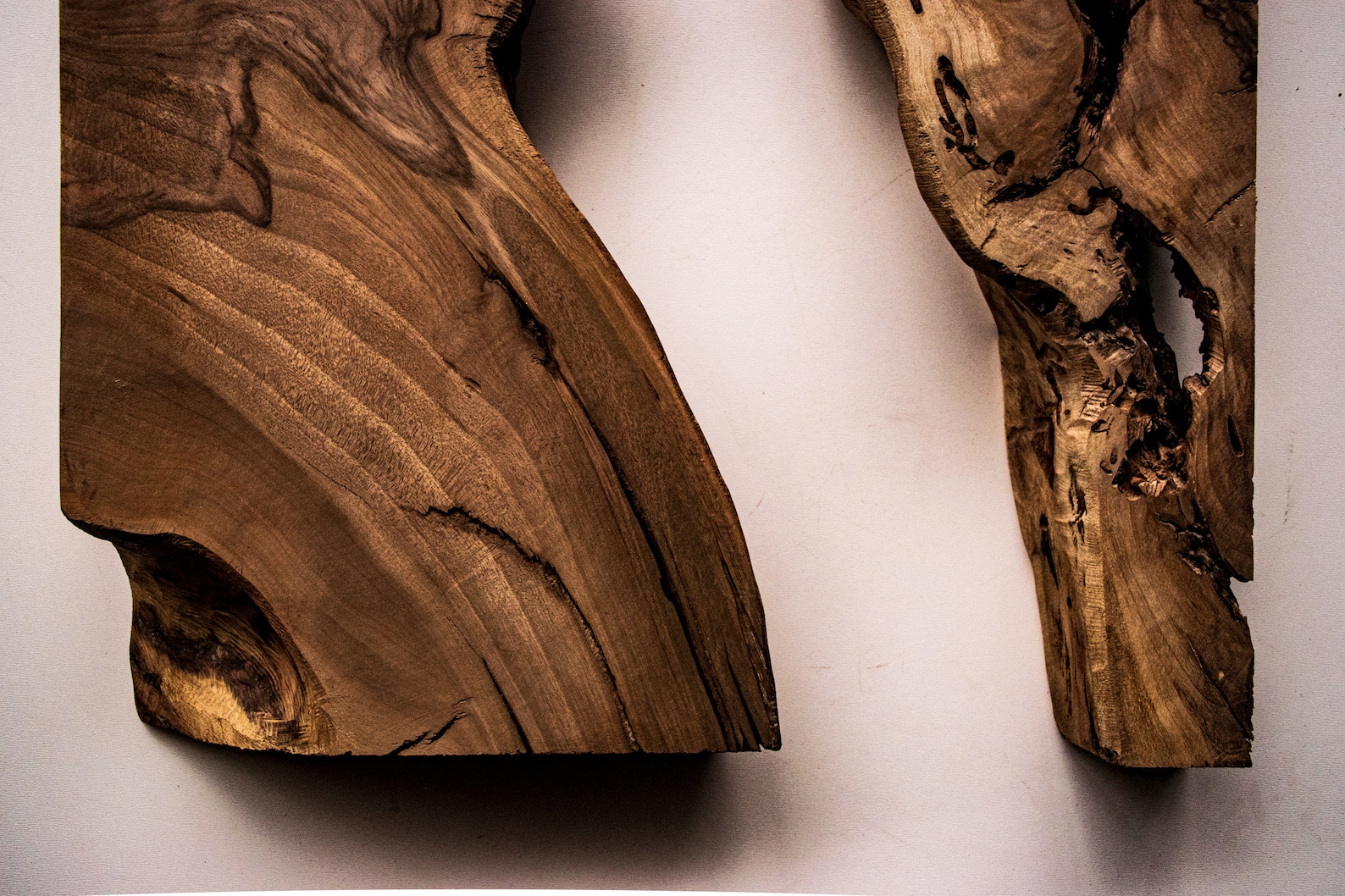 Walnut Tree Slice, Walnut Tree Wood Slabs, Live Edge, Unique Walnut ...