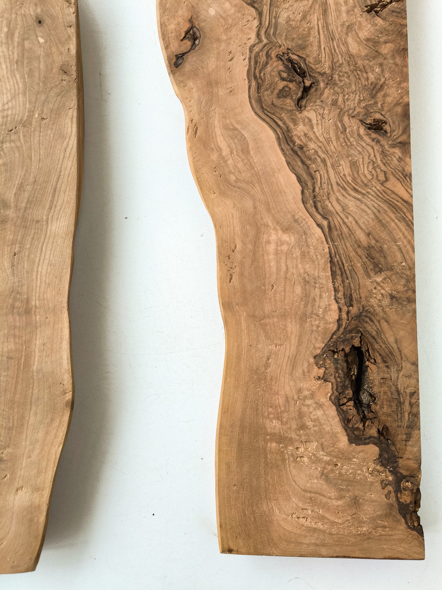 Walnut Tree Slice, Walnut Tree Wood Slabs, Live Edge, Unique Walnut ...
