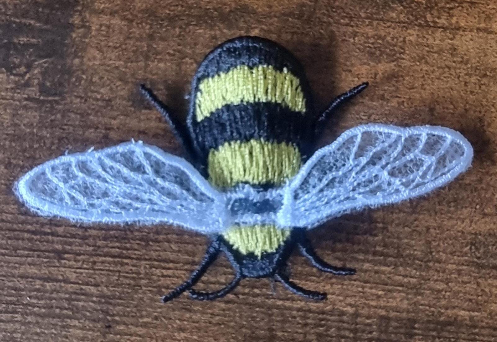 Bumble Bee Embellishment - Embroidered FSL - Freestanding Lace 4.47 Cm ...