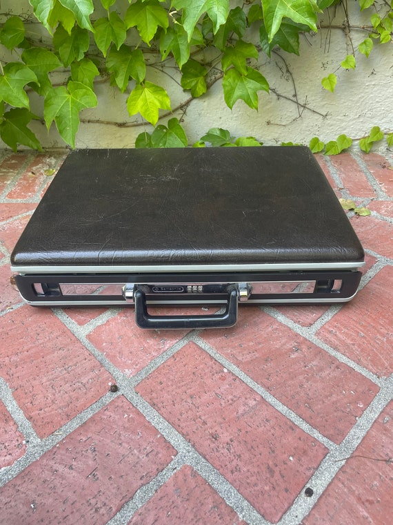 Vintage Samsonite Briefcase