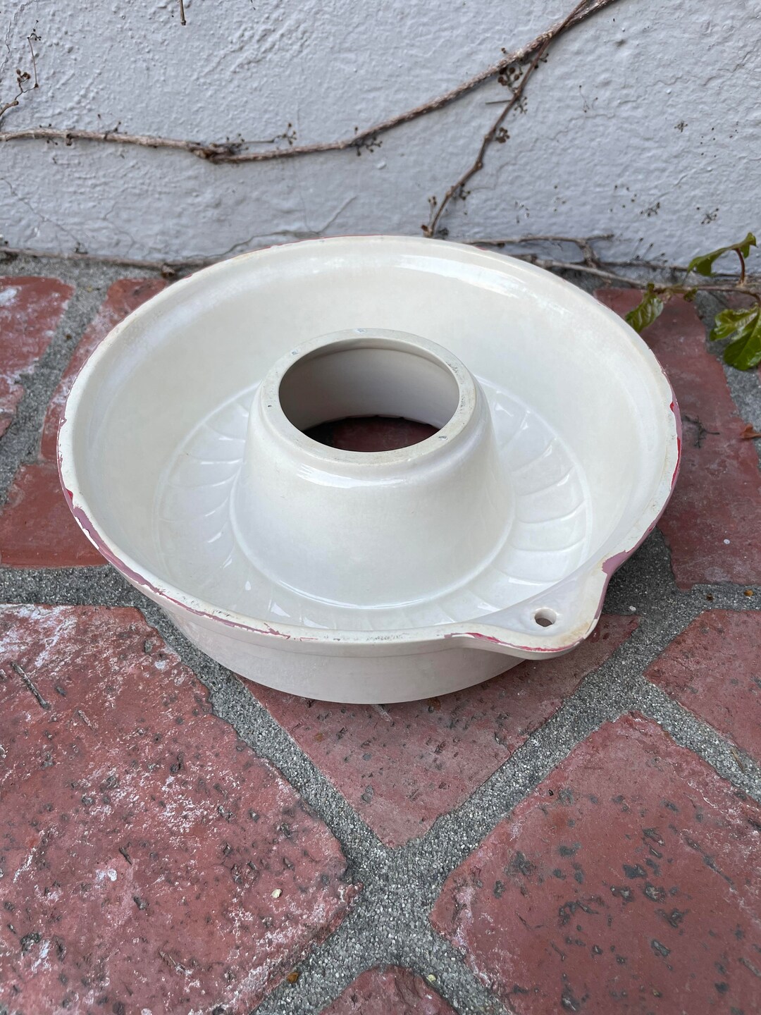 Vintage White Stoneware Spouted Bundt Cake Pan, Stoneware Pottery - Etsy