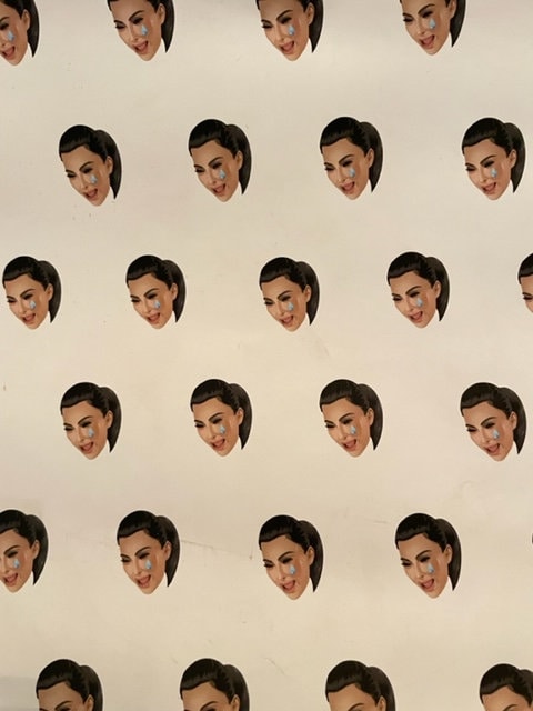 Kim Kardashian Crying Wallpaper