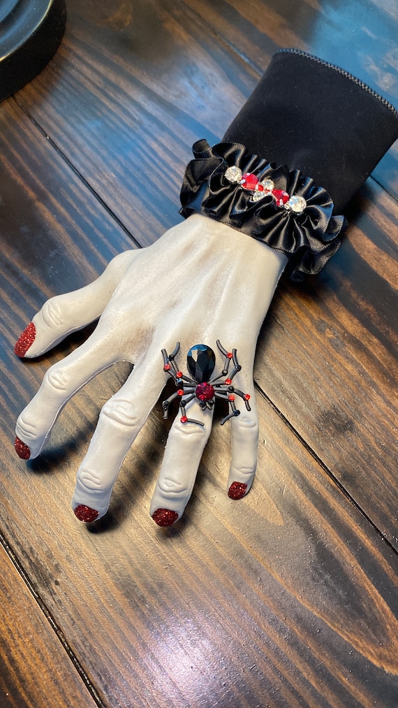 Creepy Zombie Hands Halloween Monster Hands Halloween Wreath - Etsy