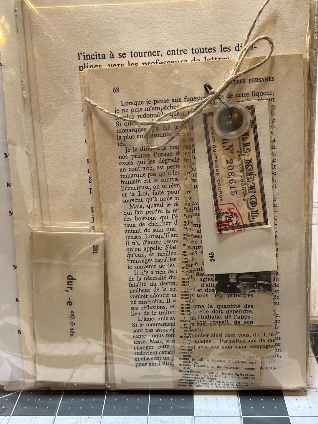 130 Pc French Paper Ephemera Kit Plus Vintage Paper & Button Dangle ...