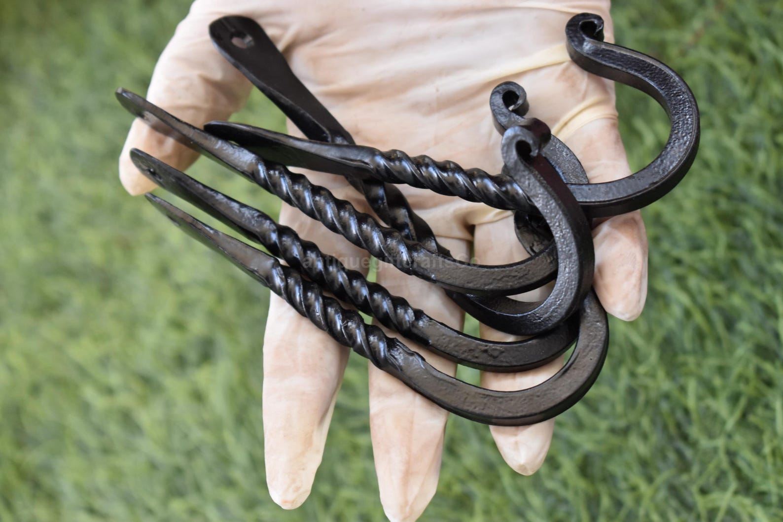 Hand Forged Medieval Iron Wall Hooks: Rustic Vintage Decor - Pack of 5 ...