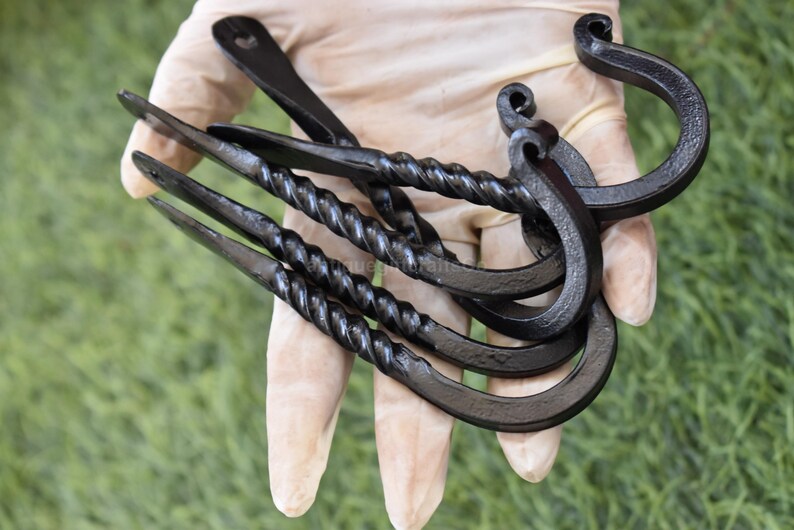 Hand Forged Medieval Iron Wall Hooks: Rustic Vintage Decor - Pack of 5 ...