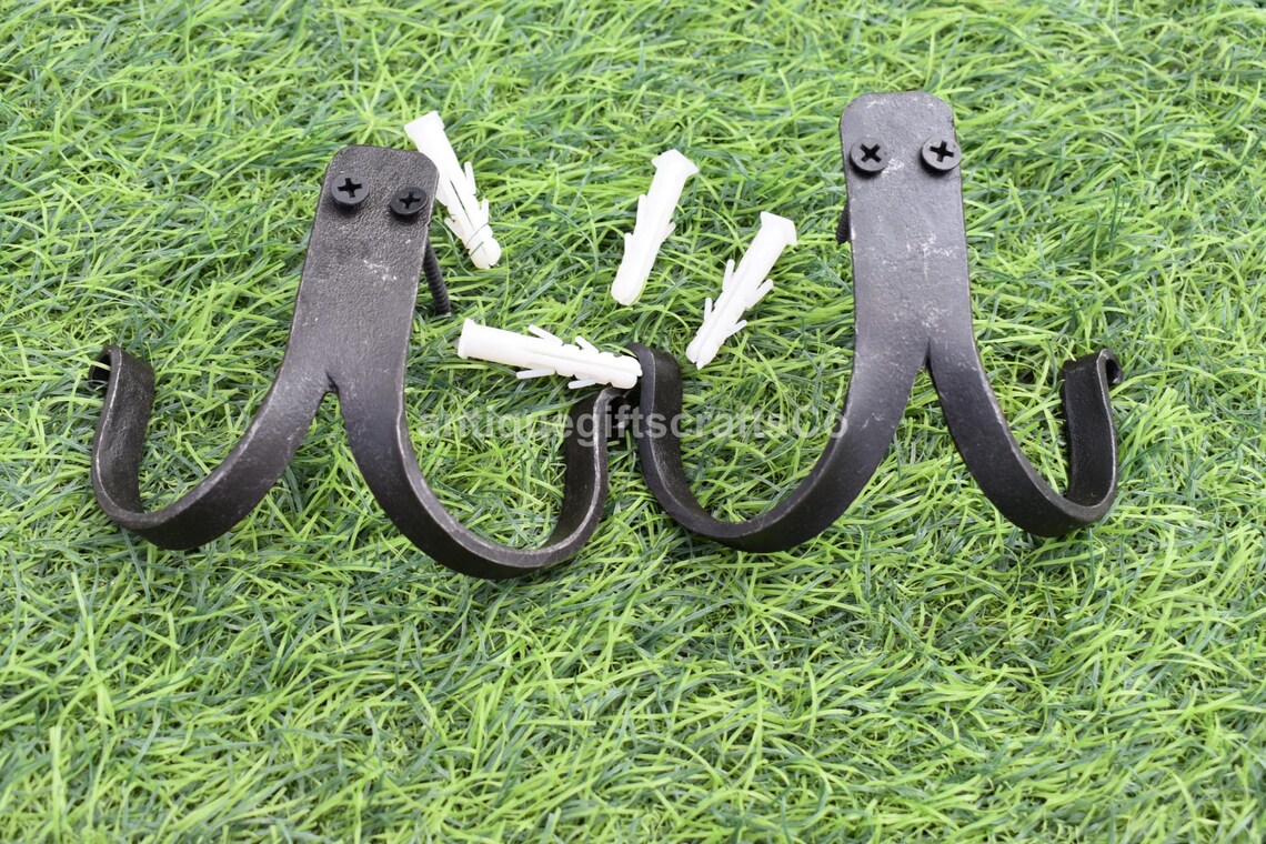 Hand-forged Medieval Iron Wall Hooks – Rustic Blacksmith Hardware – Set ...
