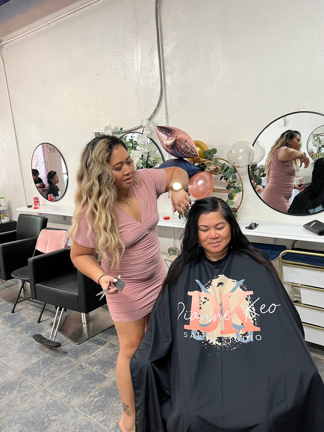 Personalized Cutting Cape With Your Logo Sublimation Beauty Capes ...