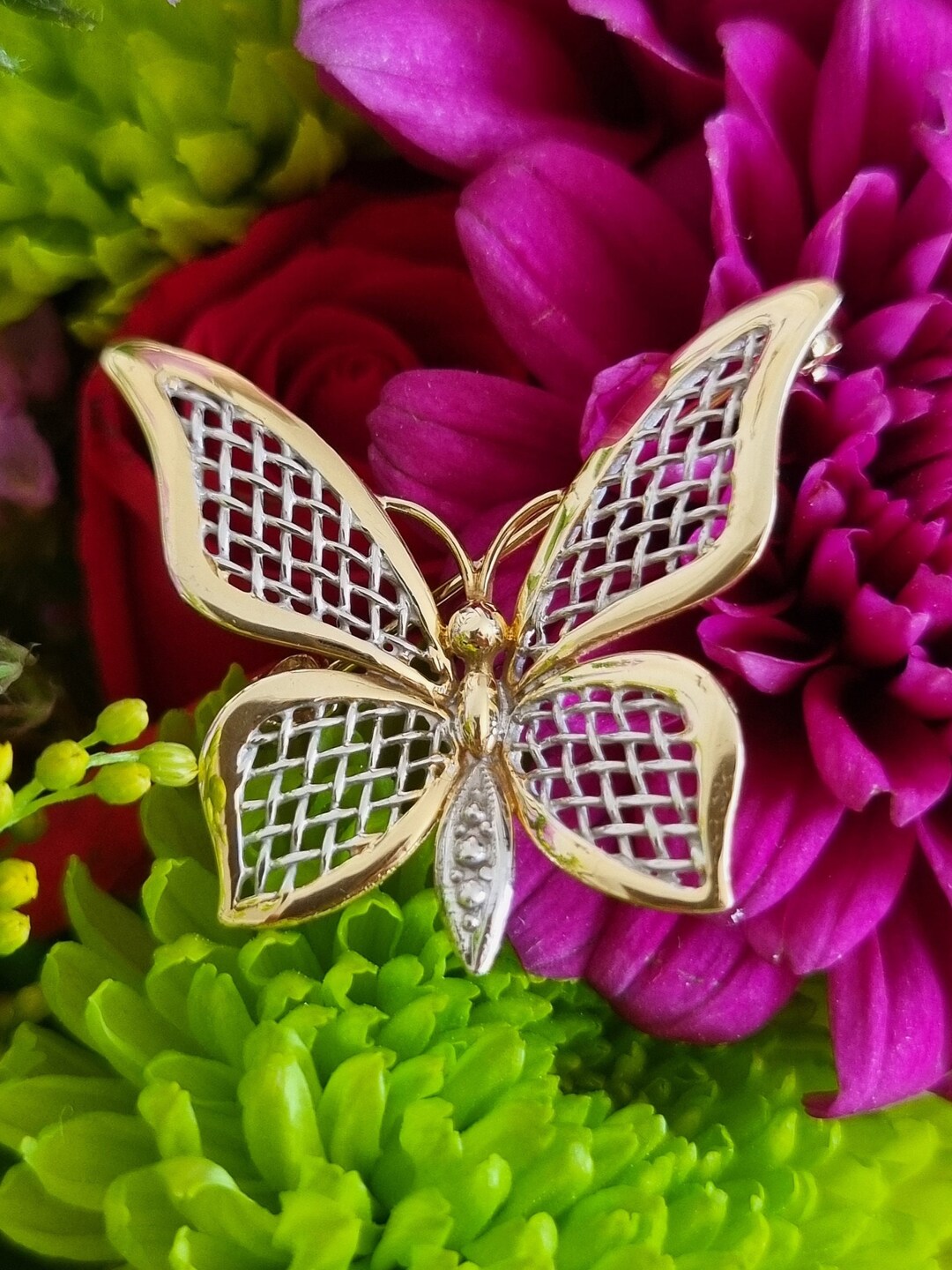 Pretty Vintage 9ct Yellow and White Gold Butterfly Brooch Lattice Wing ...
