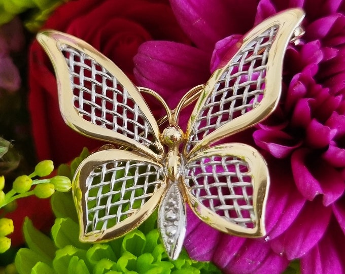 Pretty Vintage 9ct Yellow and White Gold Butterfly Brooch Lattice Wing ...