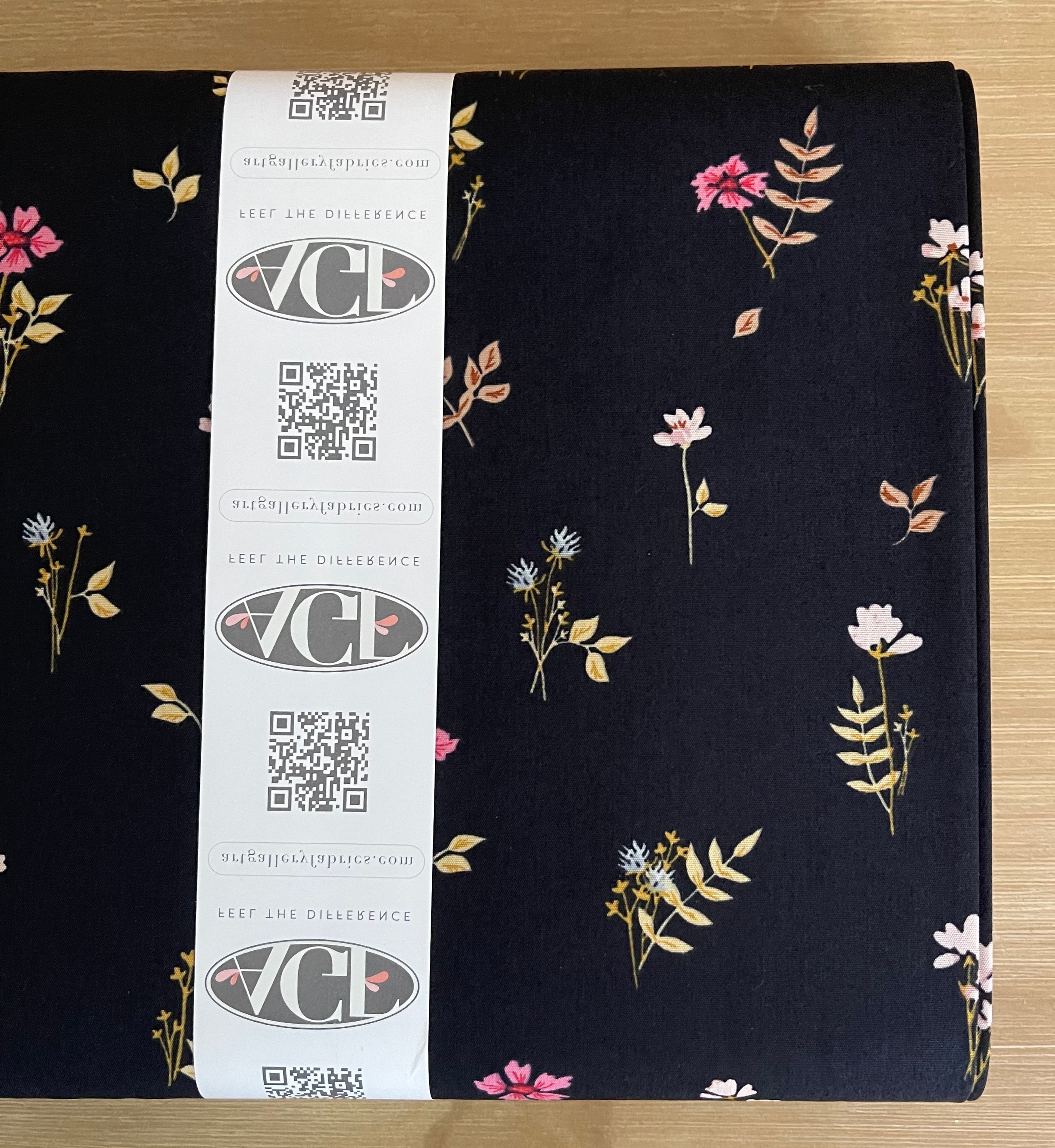 Mayfair Collection by Amy Sinibaldi for Art Gallery Fabrics, MAF79203 ...