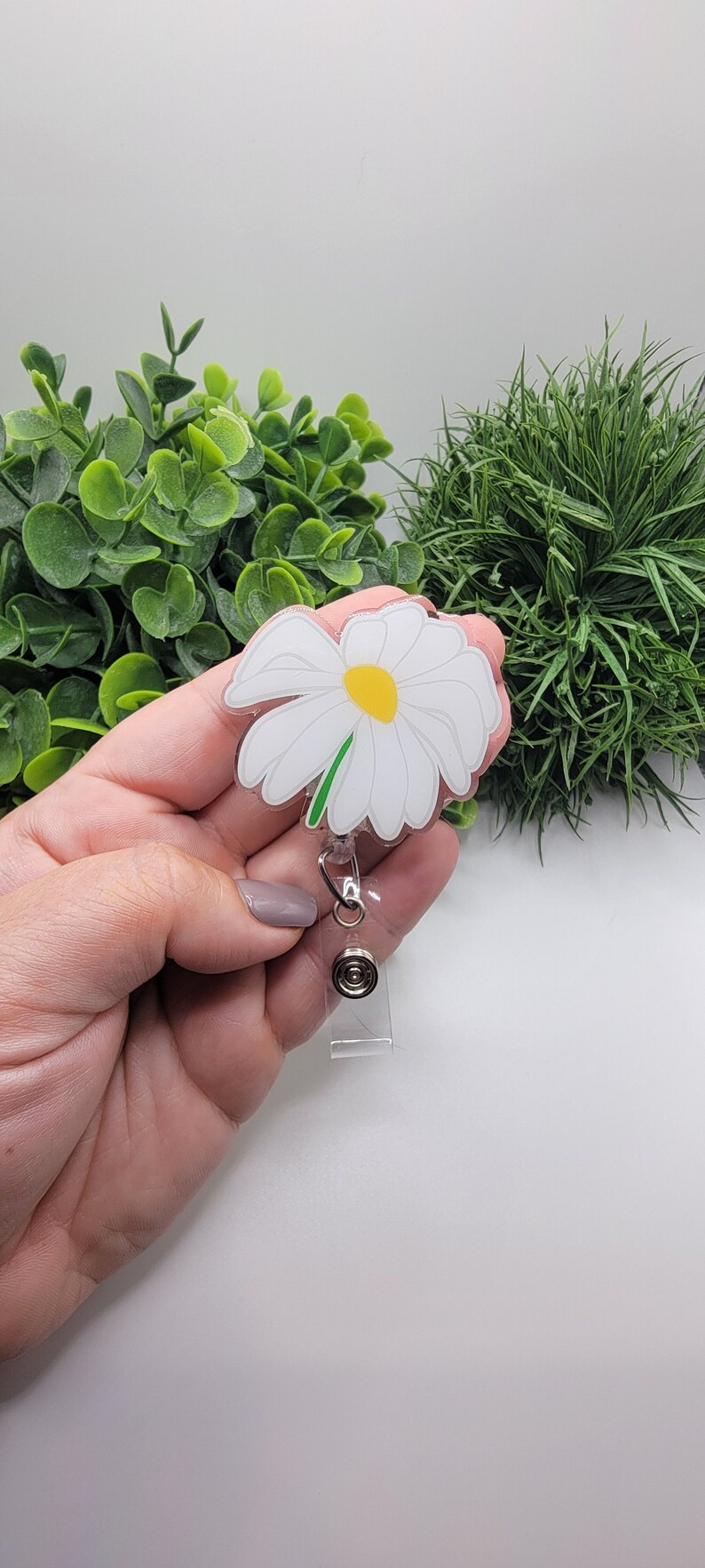 Wilted Daisy Award Badge Reel - Etsy