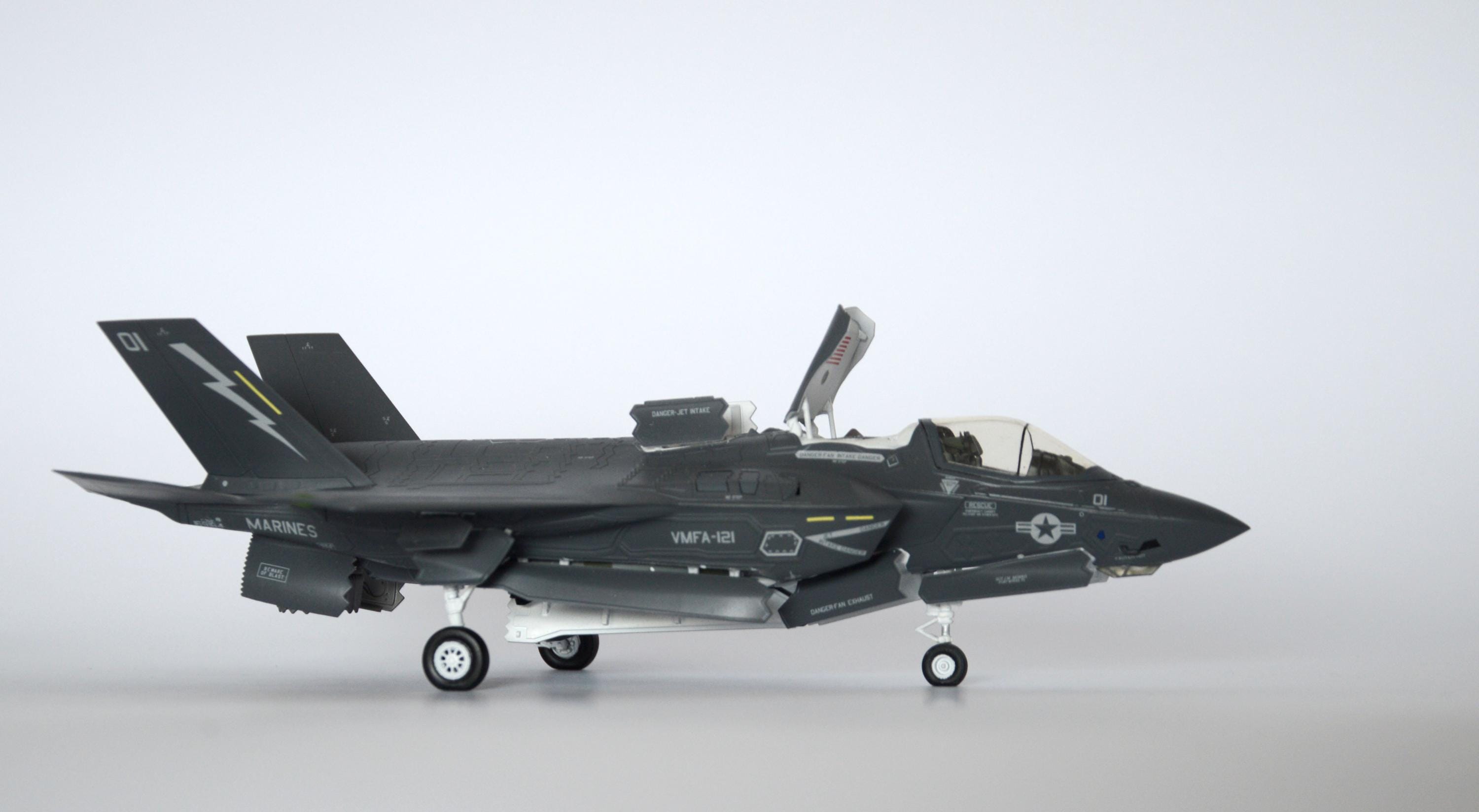 F 35 Lightning, American Jet Fighter, 3d Scale Model, Pilot Gifts ...