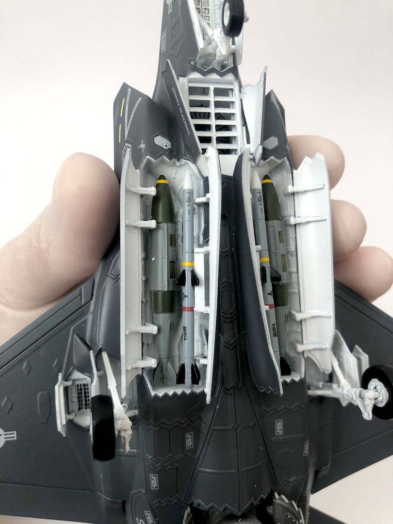 F 35 Lightning, American Jet Fighter, 3d Scale Model, Pilot Gifts ...