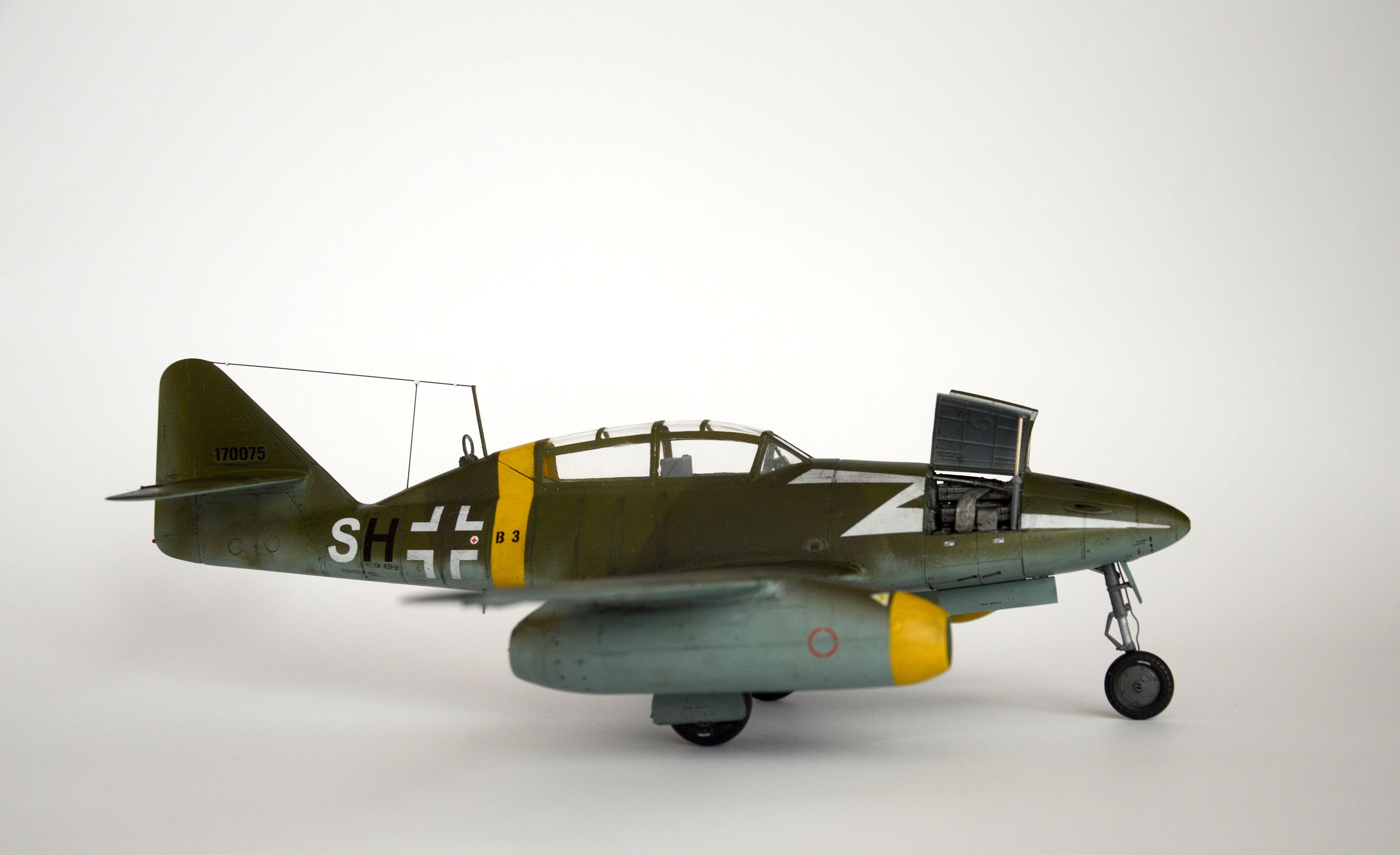Messerschmitt Me 262, 1/48 Scale Model, Pro Built, Scale Model Aircraft ...