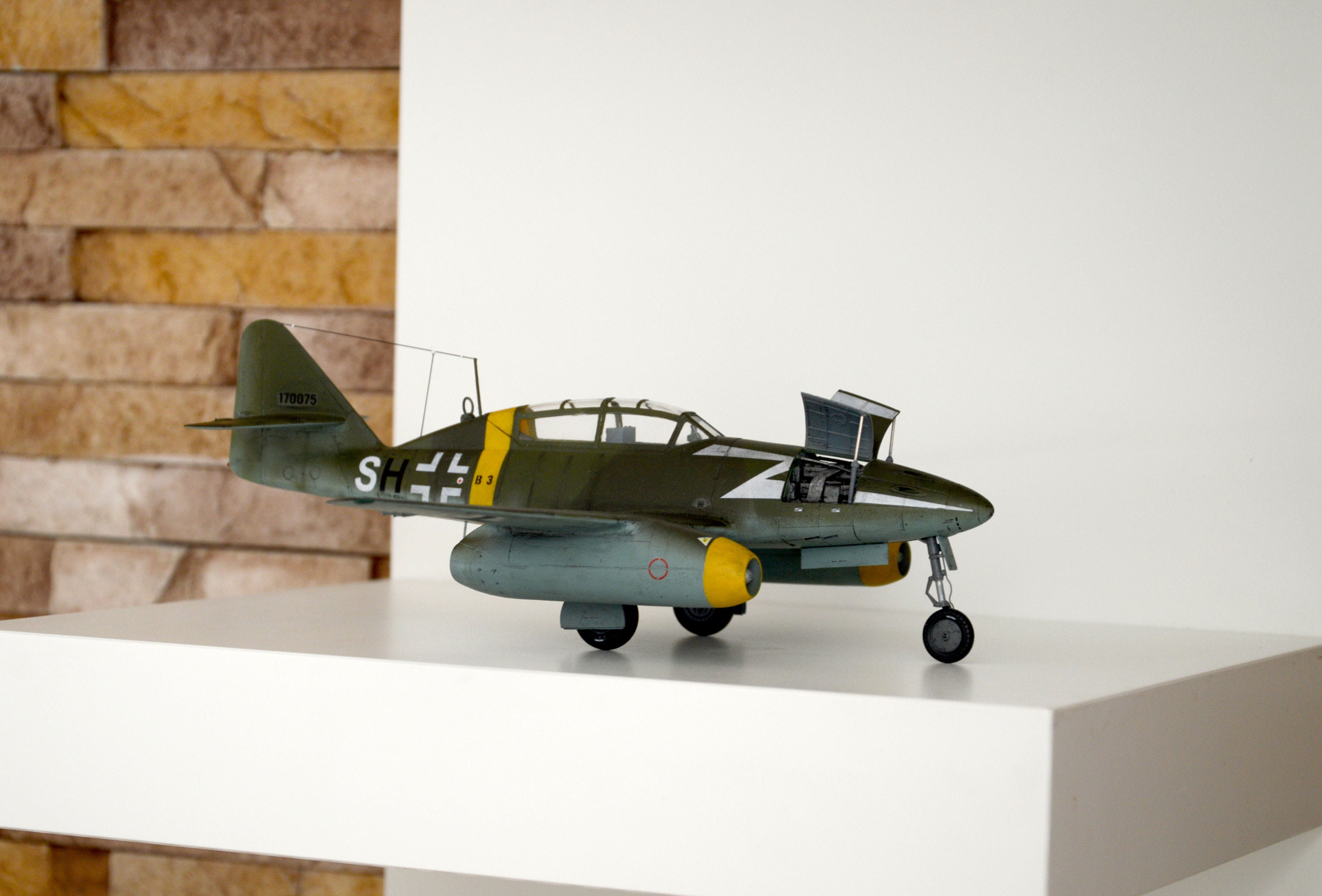 Messerschmitt Me 262, 1/48 Scale Model, Pro Built, Scale Model Aircraft ...