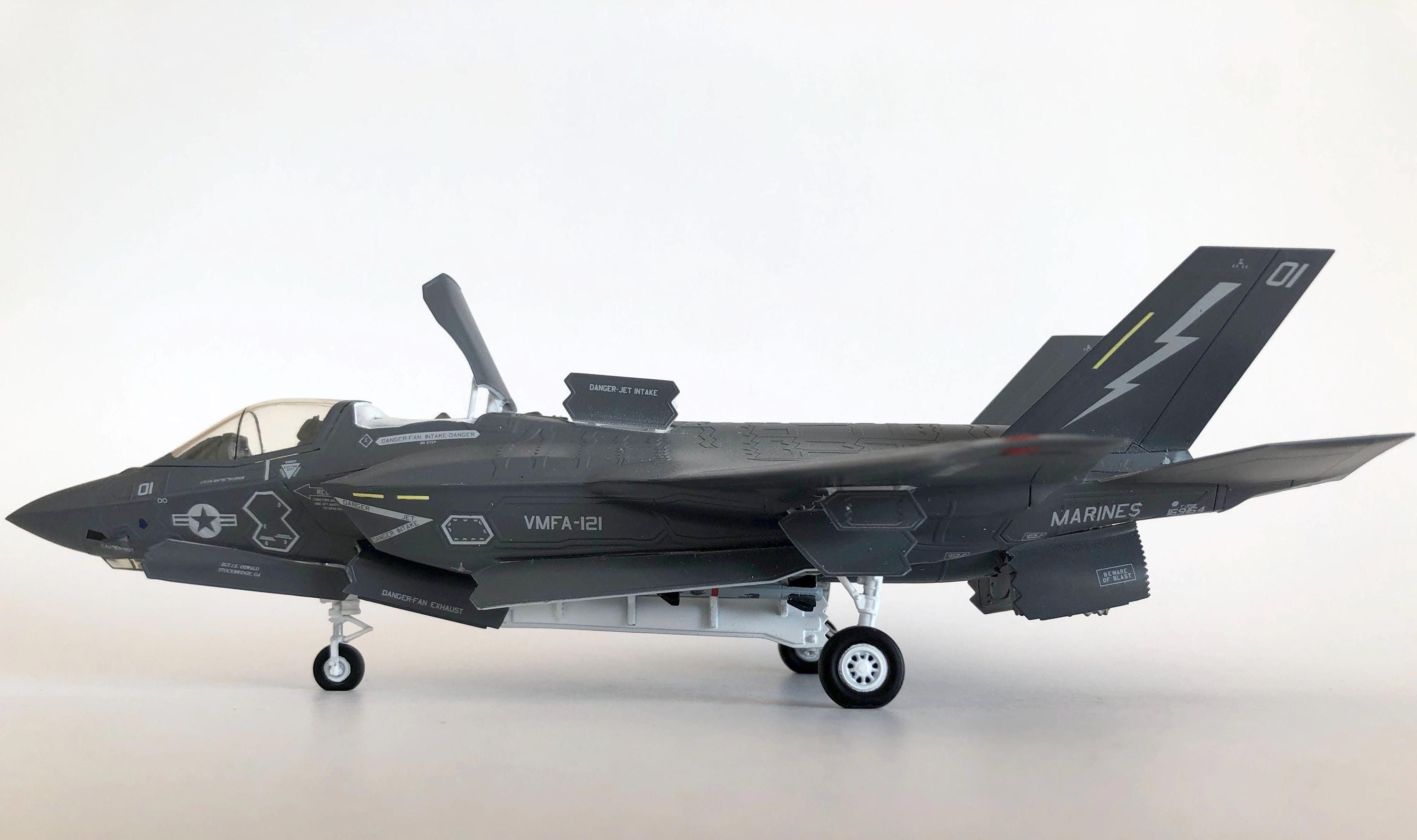F 35 Lightning, American Jet Fighter, 3d Scale Model, Pilot Gifts ...