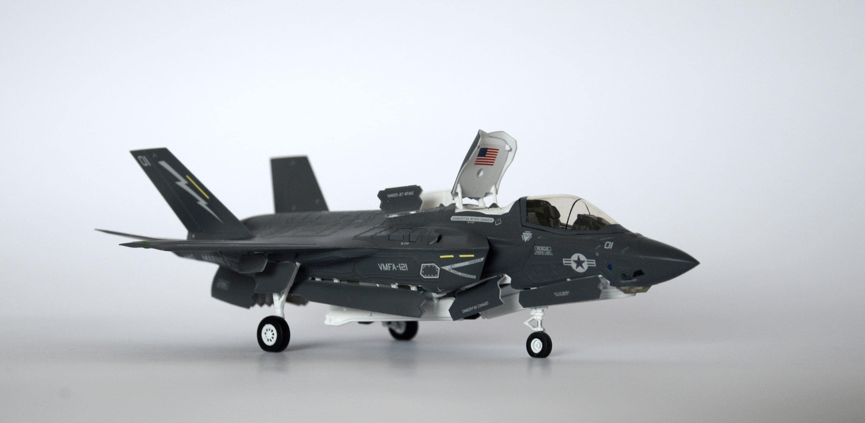 F 35 Lightning, American Jet Fighter, 3d Scale Model, Pilot Gifts ...