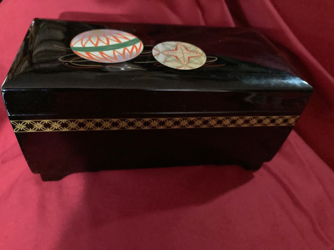 Vintage Japanese Music Jewelry Box Black Lacqured Inside Mirror and Red ...