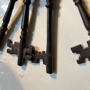 Four Large Metal Keys in A Loop to Hang - Etsy