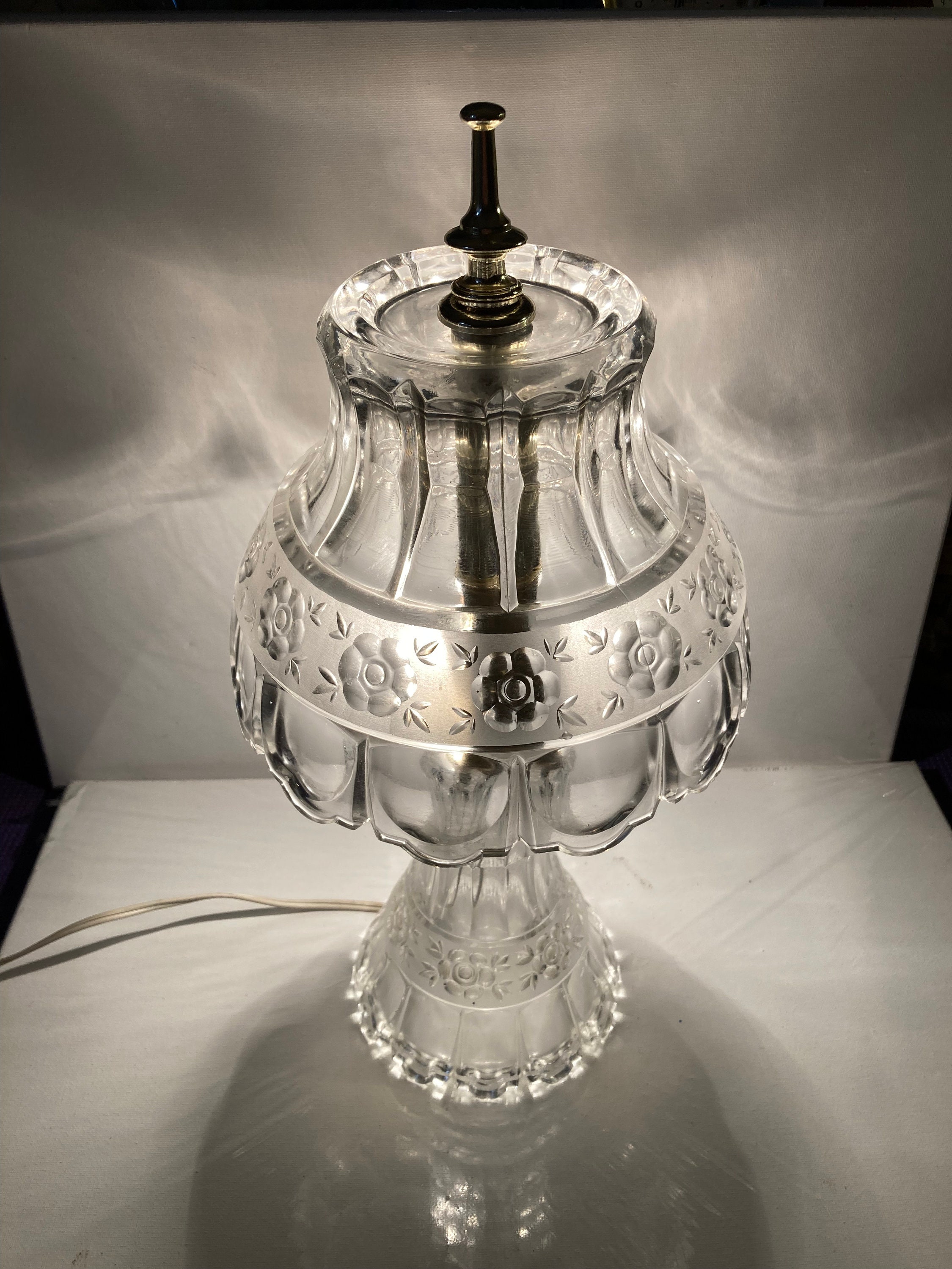 VINTAGE Cut Crystal Glass Lamp Base & Shade 16 - Etsy