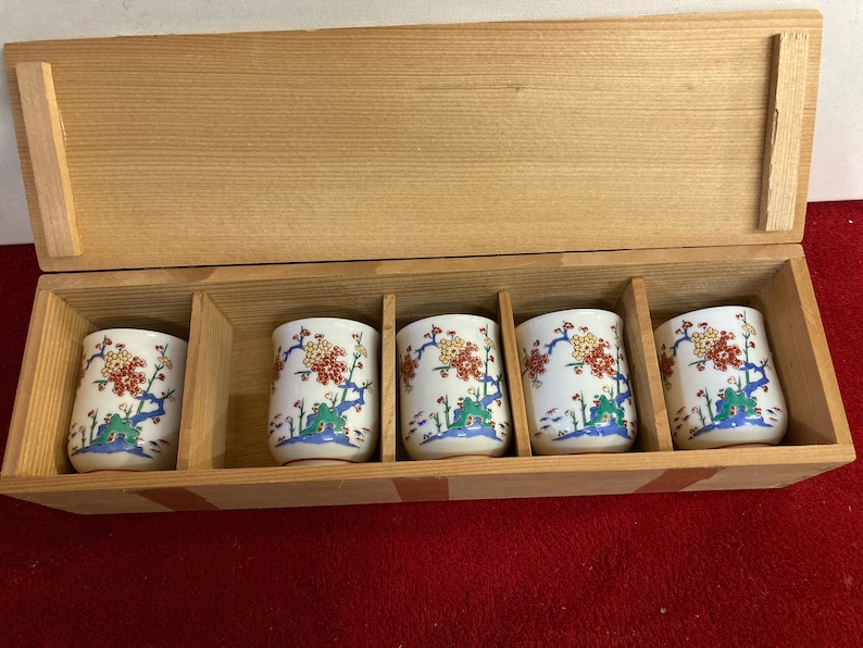 Set of 5 Vintage Japanese Saki Cups - Etsy