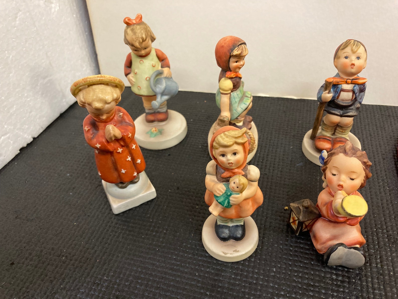 Vintage Goebel Figurines, West Germany - Etsy