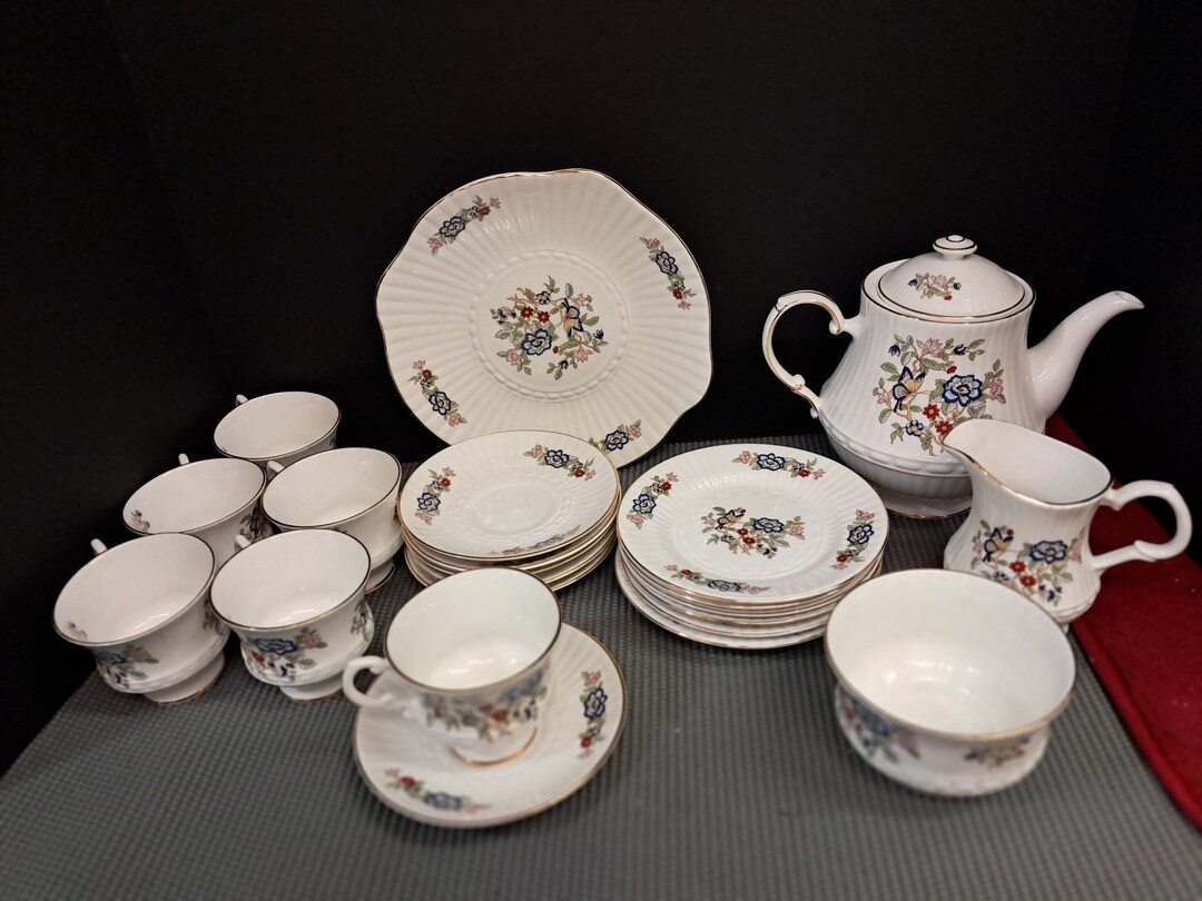 ROYAL TARA HARMONY Fine Bone China Flowers & Butterfly Ireland Tea Set ...