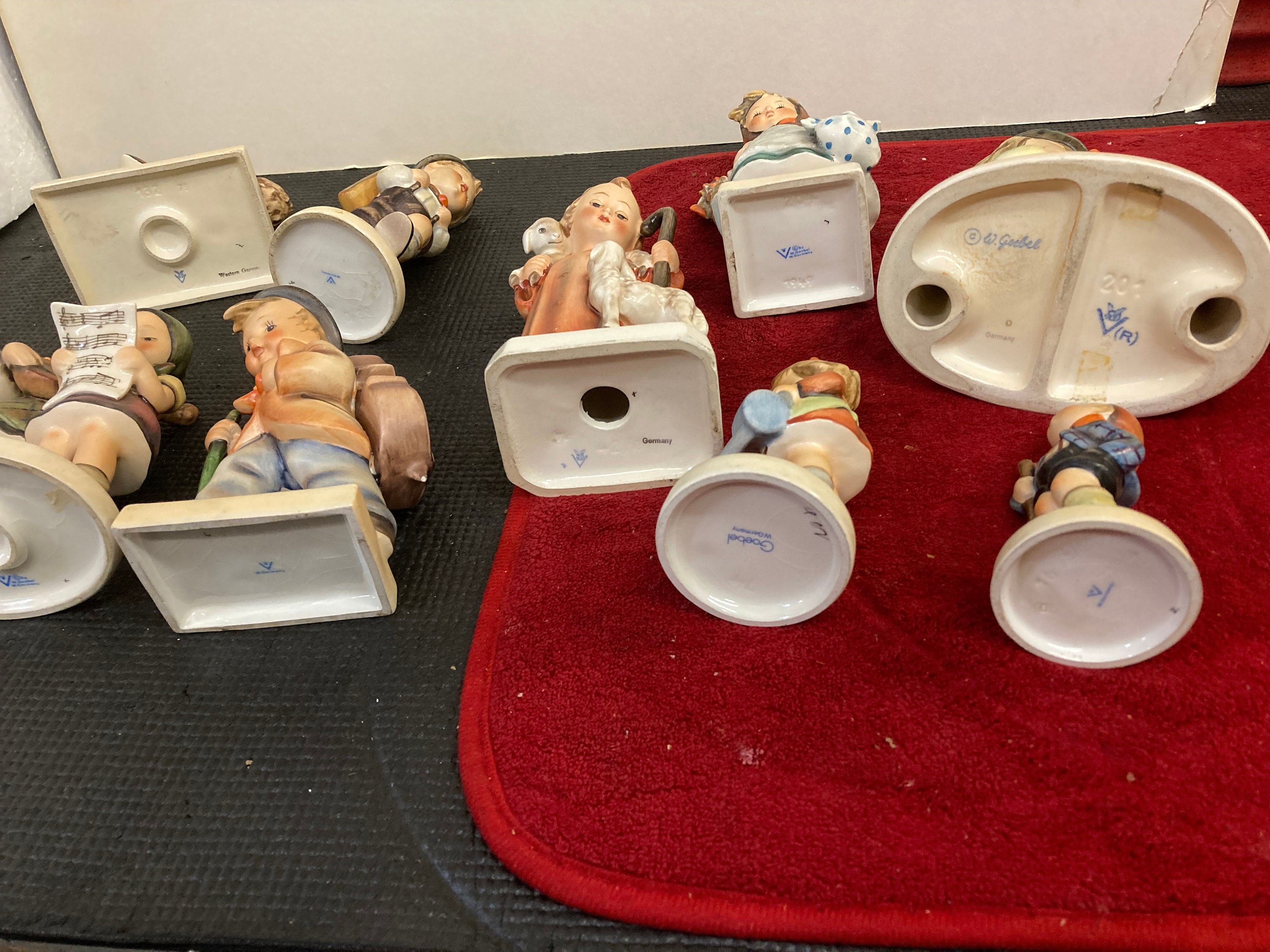 Vintage Goebel Figurines, West Germany - Etsy