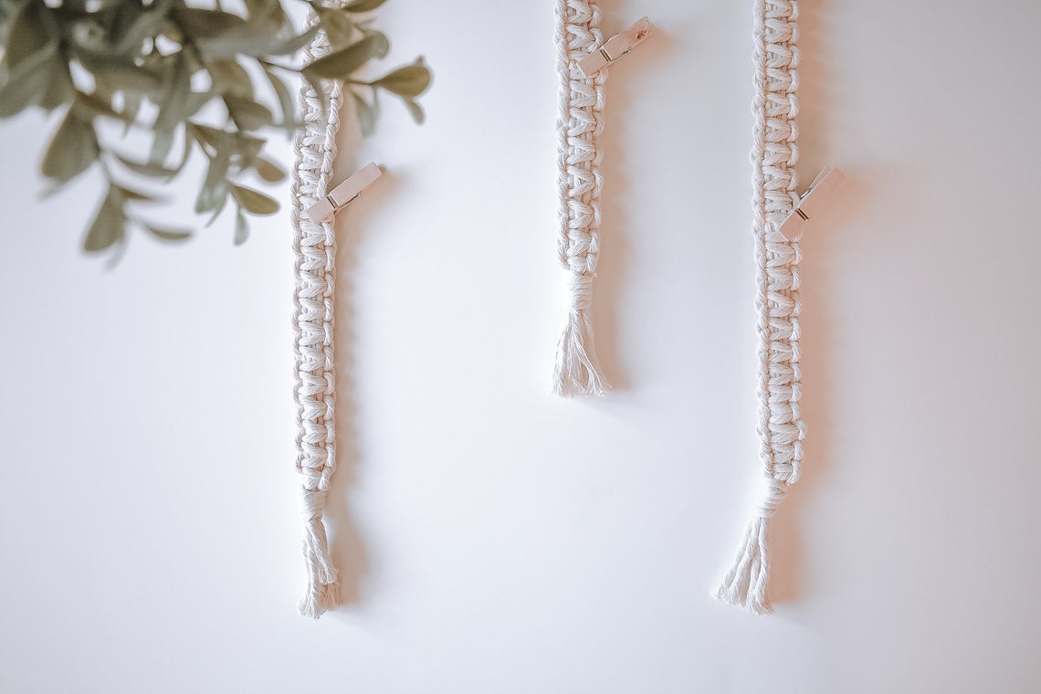 Macrame Pictures Holder | Polaroid Frame | Macrame Photo Hanger | Wall ...