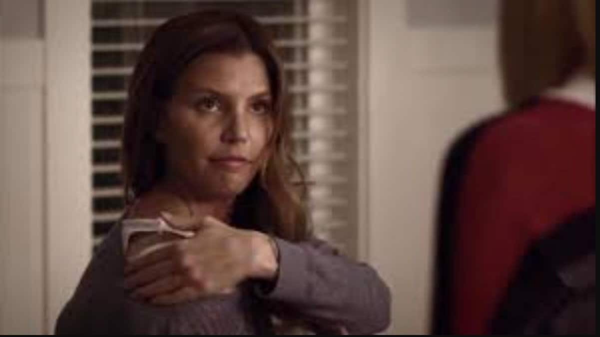 My Mom Robs Banks Mommy's Secret dvd 2016 Charisma Carpenter ULTRA RARE ...