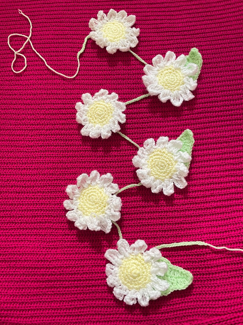 Crochet Daisy Chain Garland/ Bunting - Etsy
