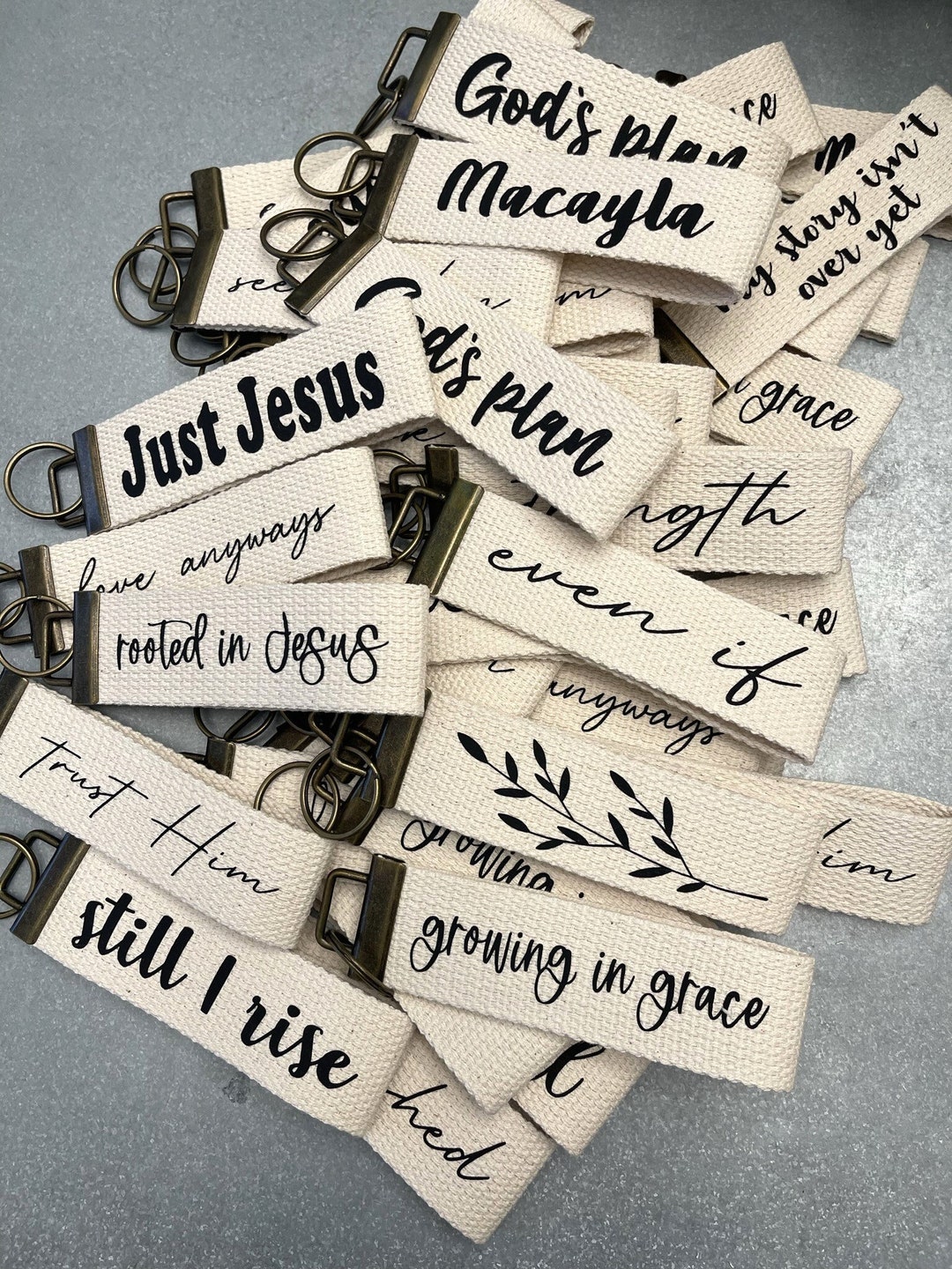 BULK CUSTOM KEYCHAIN, Church Gifts, Women's Conference, Men's ...