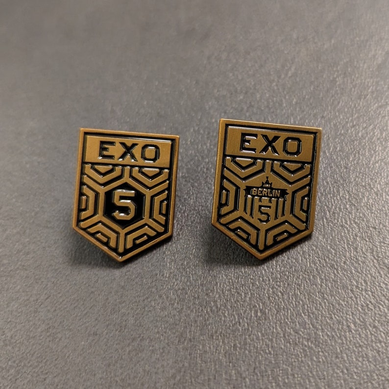 EXO5 Ingress Anomaly Pin Berlin Gold Black - Etsy