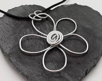 Big Flower Necklace | Etsy