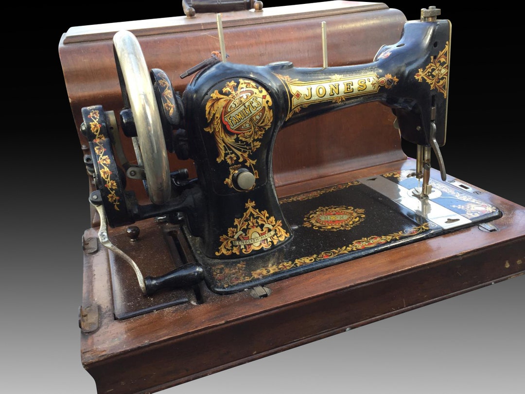 Queen Sewing Machine • A Fine Antique Cased Jones "cs Queen Alexandra ...