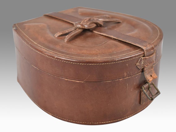 Rare 19th Century Antique Leather Collar Box • An Ide… - Gem
