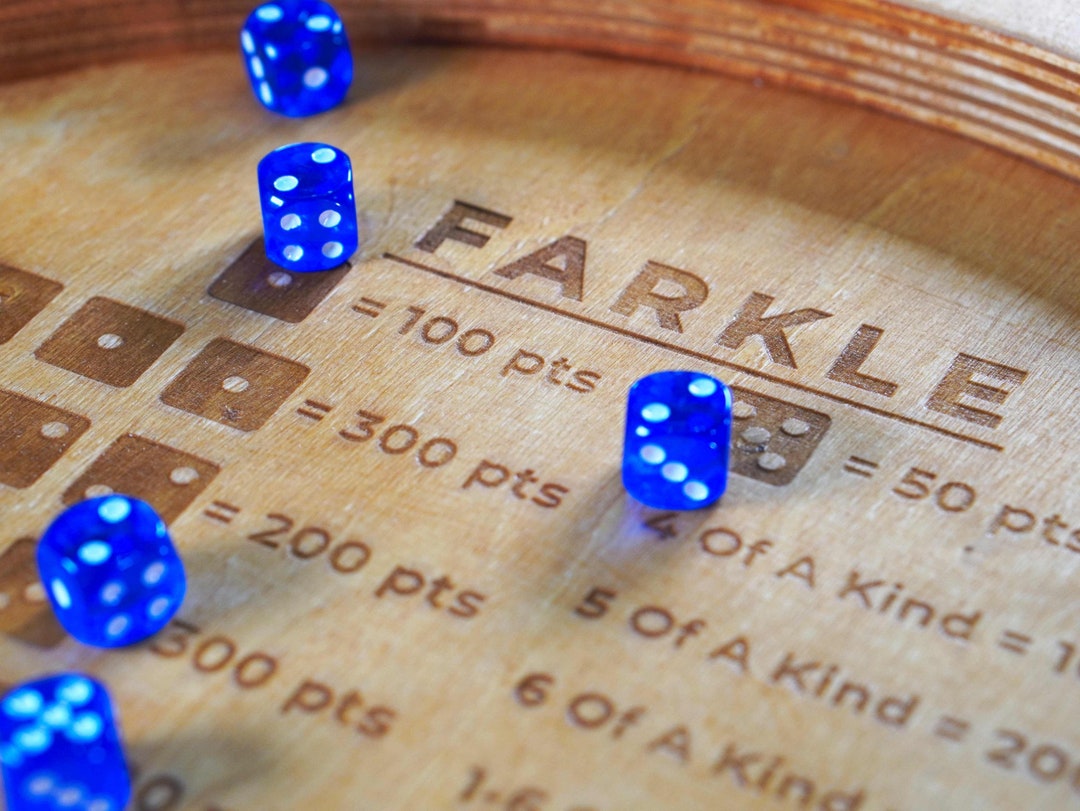 Personalized Farkle Dice Tray, Family Game Night Gift, Customized ...