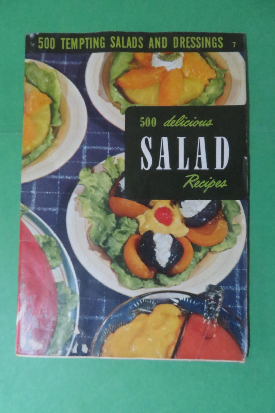 500 Tempting Salads and Dressings Recipe Cookbook / Vintage Kitchen ...