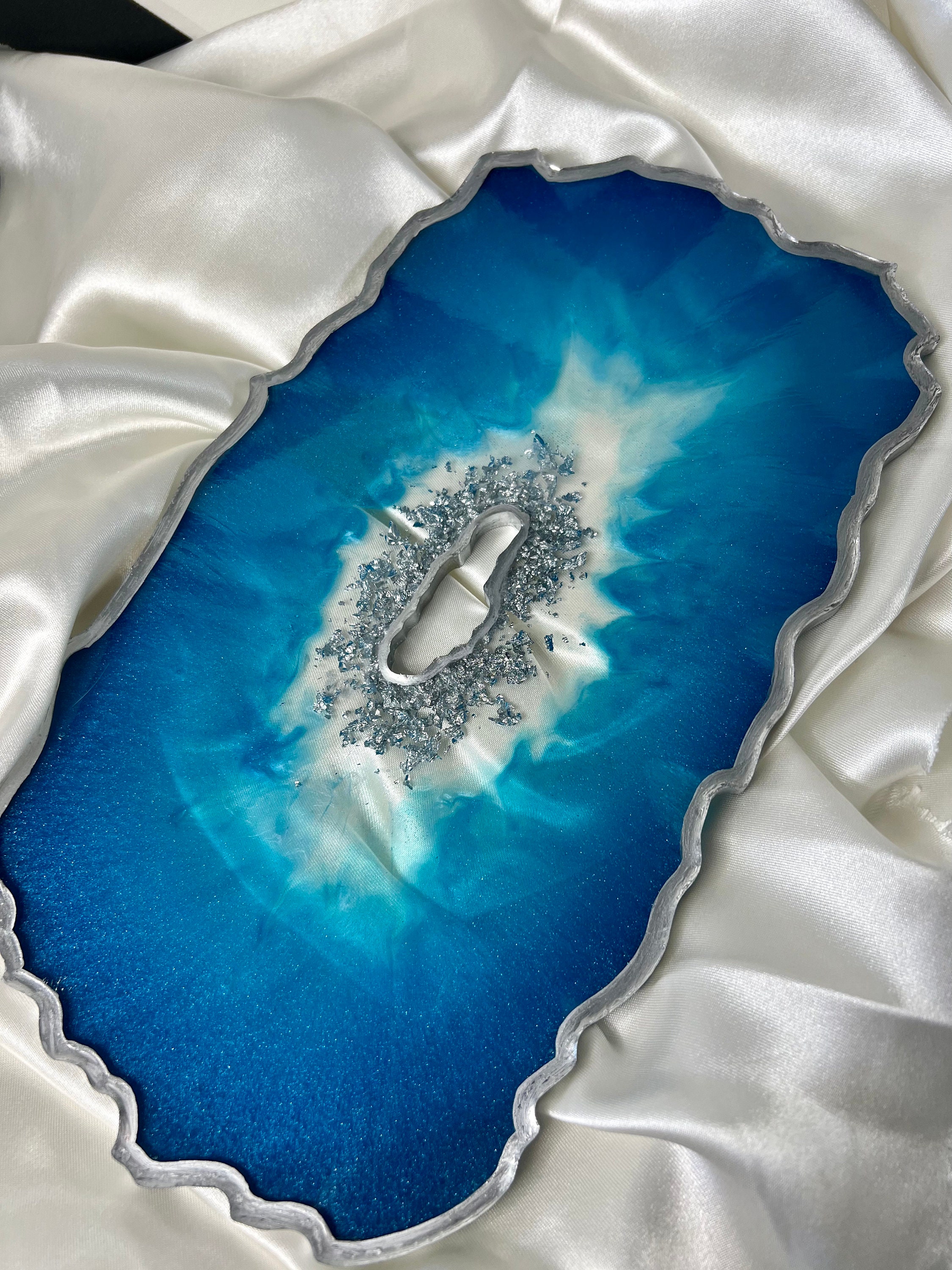 Blue Resin Geode Tray - Etsy
