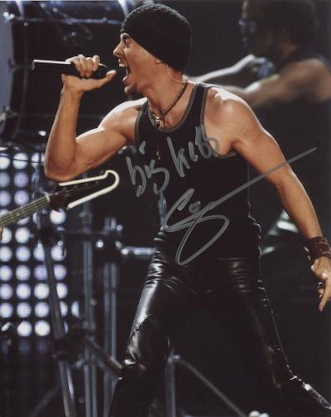 Enrique Iglesias SIGNED 8" X 10" Photo + Certificate of Authentication ...