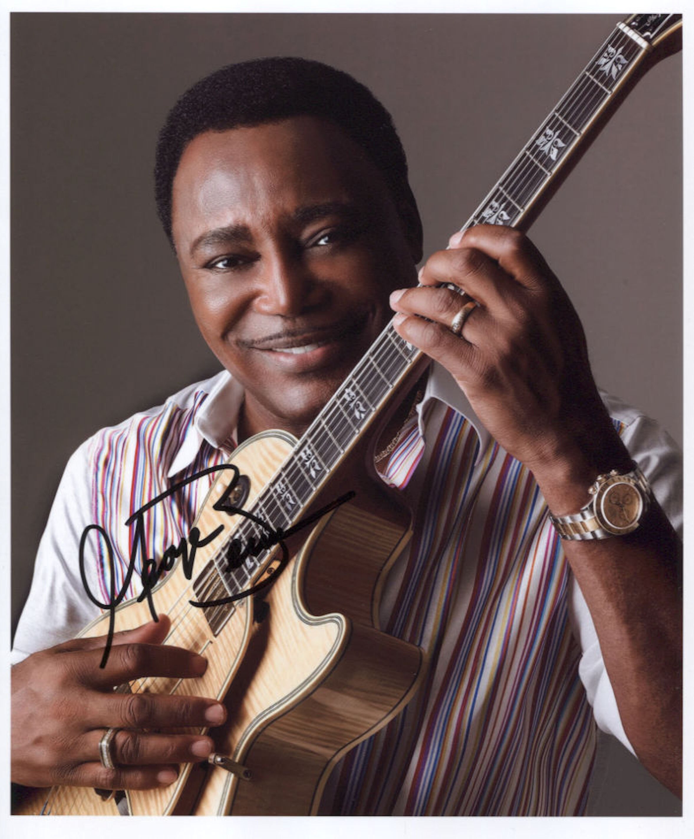 George Benson (jazz Soul Singer Guitarist) Signed 8" X 10" Photo ...
