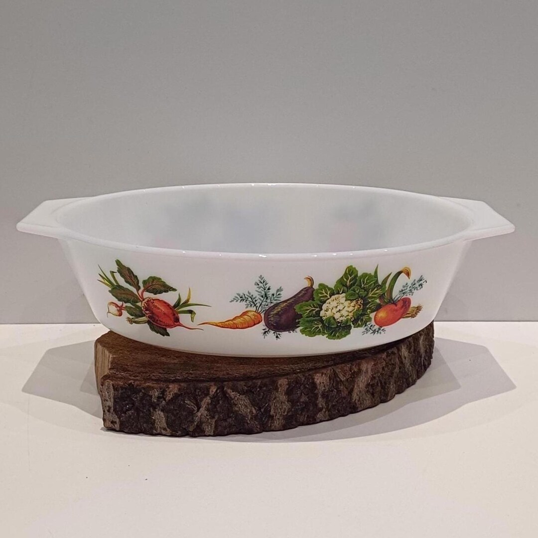 Pyrex - England; Beautiful Oval Dish Made of Milk Glass, With a ...