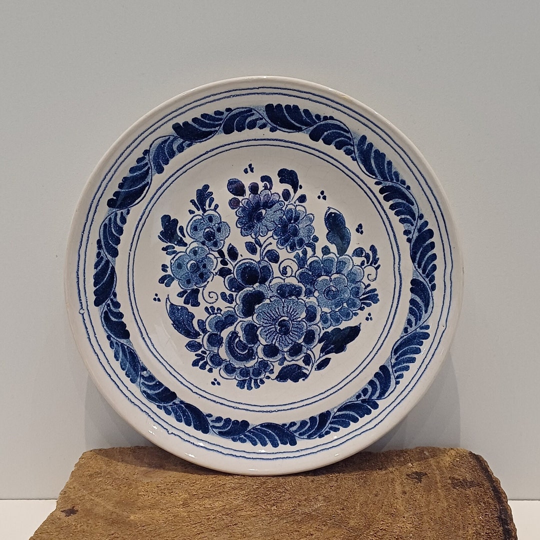Old Delft Pottery - Nijmegen - Holland, Delft Blue Hand-painted Plate ...