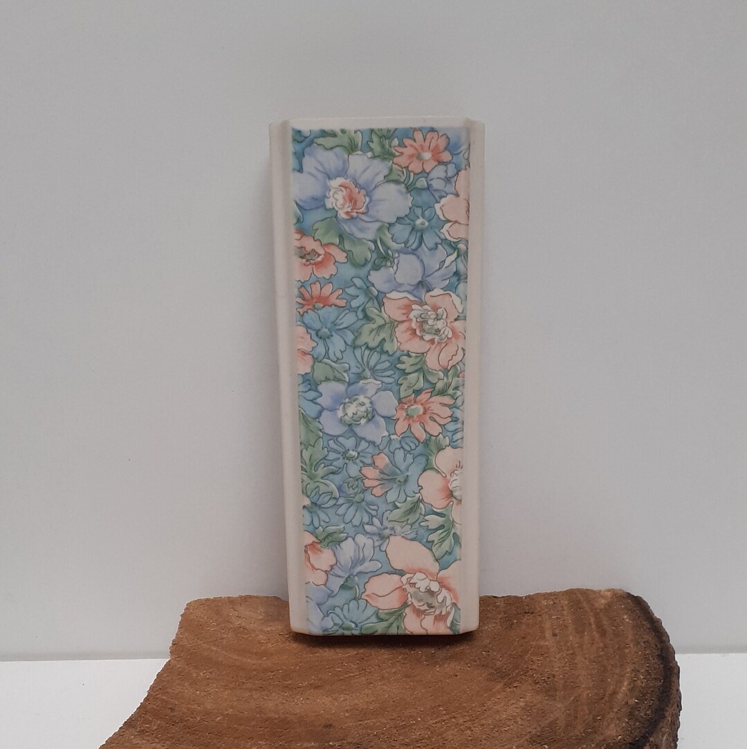 Vintage Radiator Tray, Humidifier, Used to Improve Humidity, Image of ...