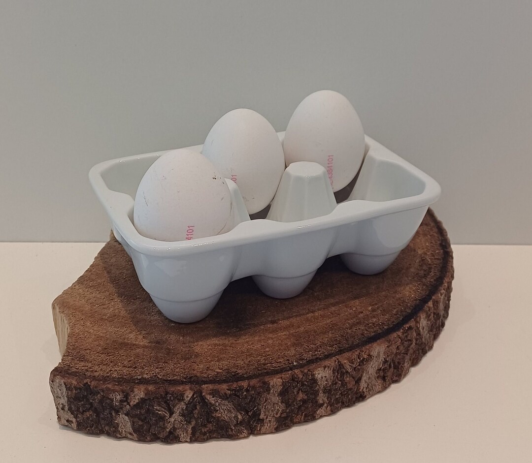 Beautiful Retro Ceramic White Egg Box, Egg Crate, for Six Eggs ...