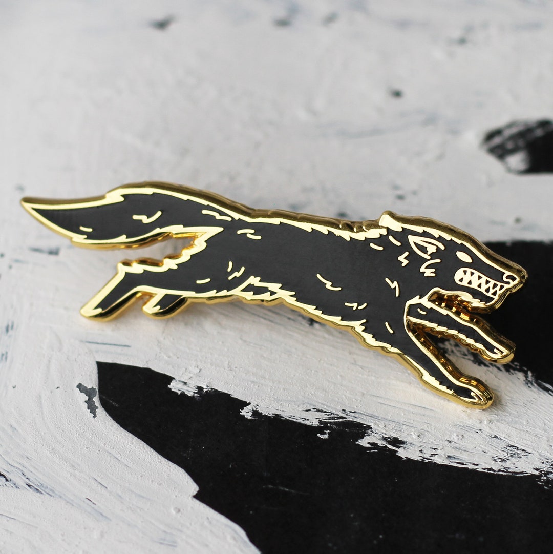 Wolf Enamel Pin / Always on the Run - Etsy