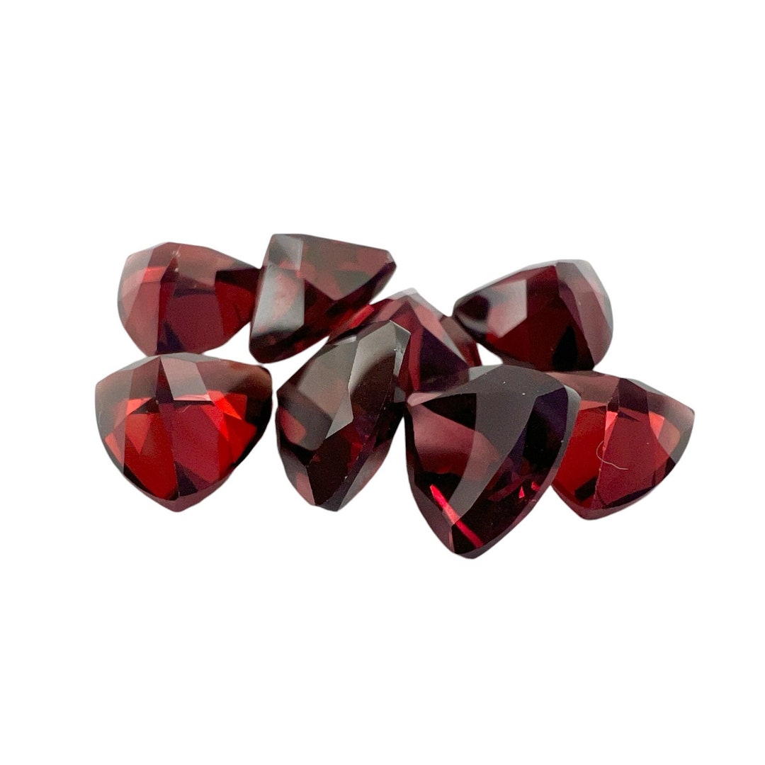 Mozambique Garnet Trillion Shape Brilliant Cut Gemstone, Natural Red ...